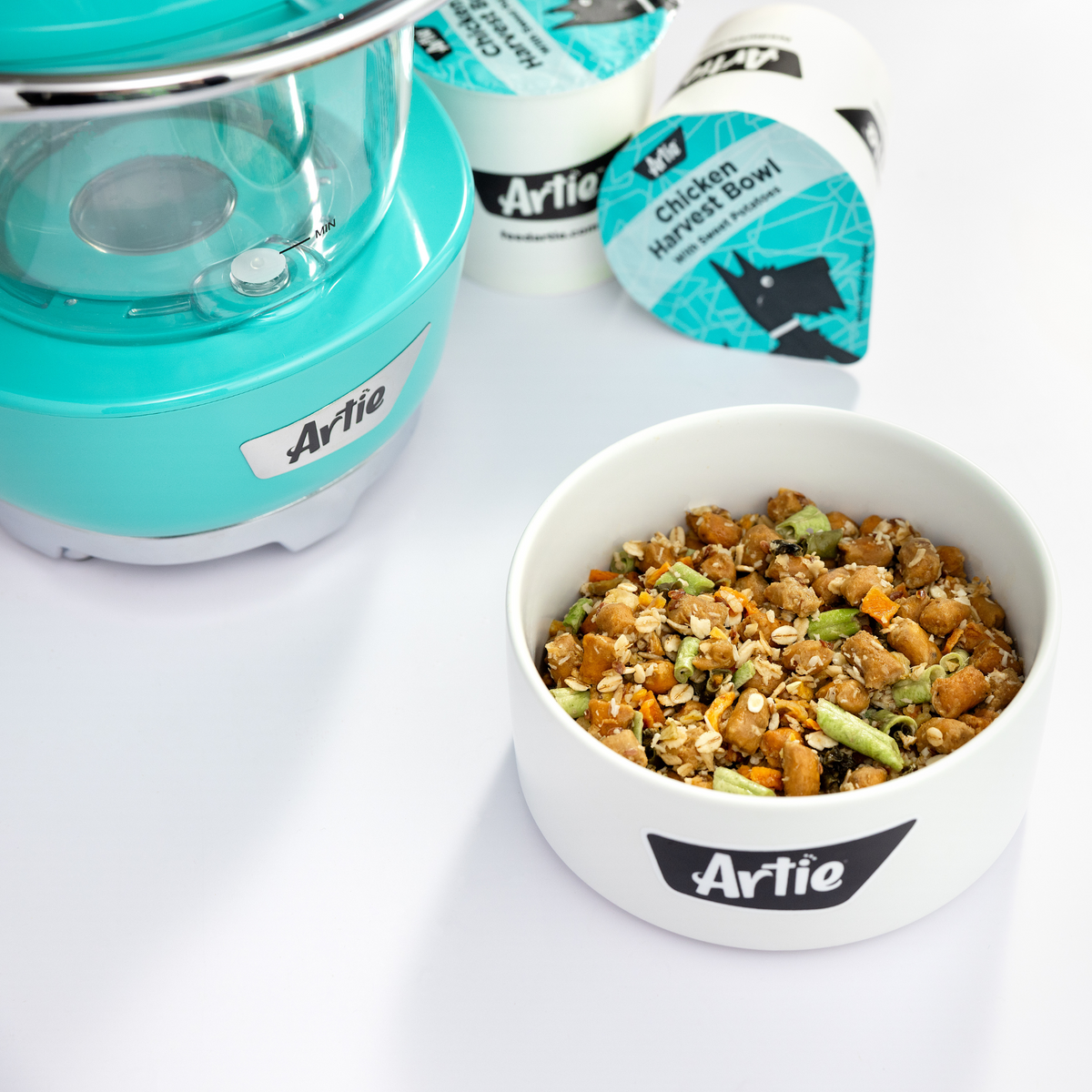 Artie: Warm, Home-Cooked Meals for Dogs at the Touch of a Button